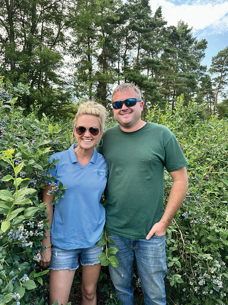 Amy-Wysocki-and-brother-Eric-scaled - Vegetable Growers News